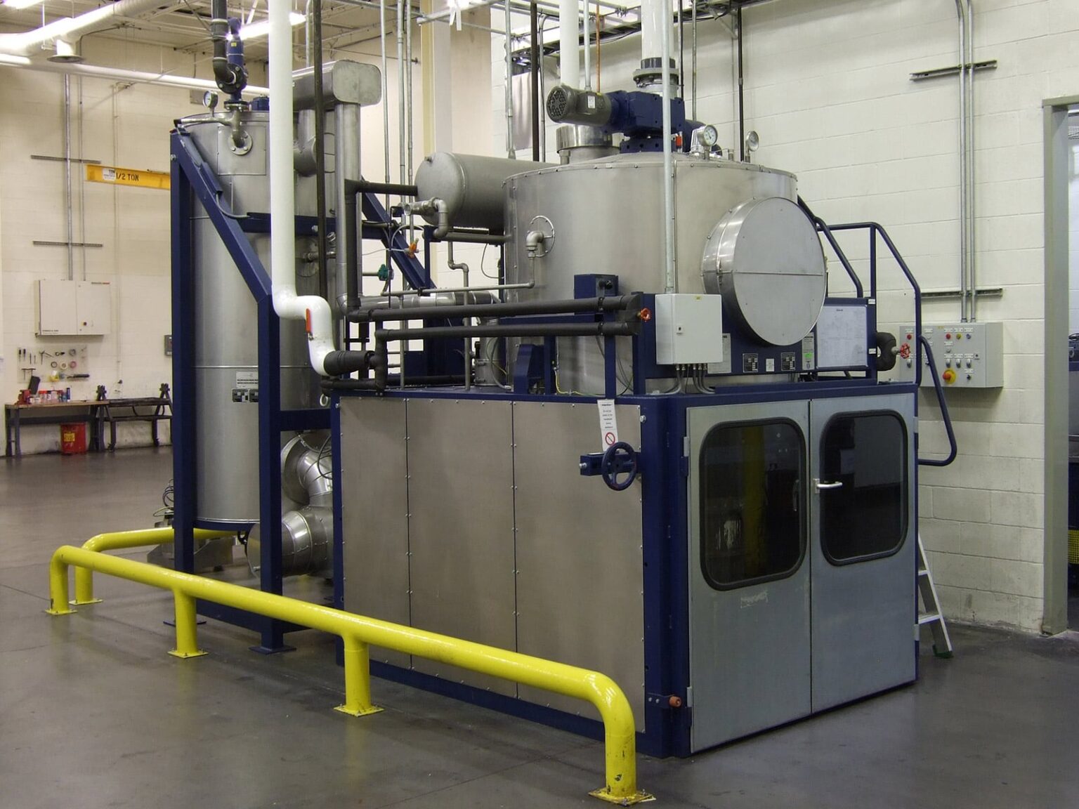 Renzmann RotomaX Series - Distillation For Solvent Generators